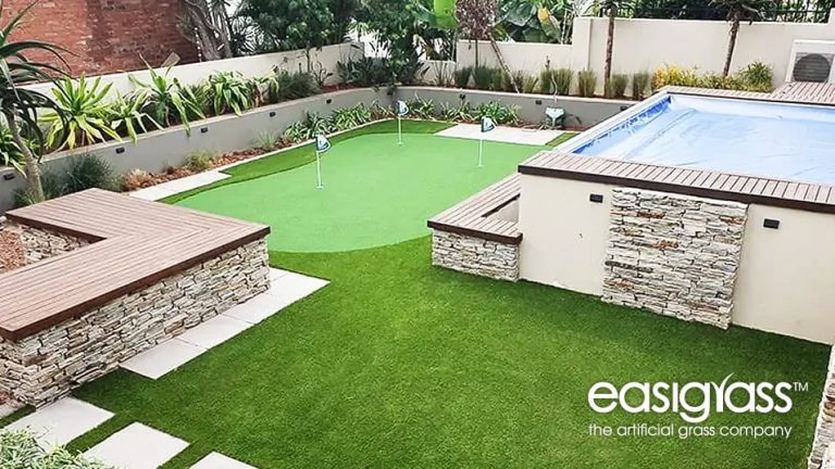 Creating an Artificial Grass Golf Putting Green | Easigrass